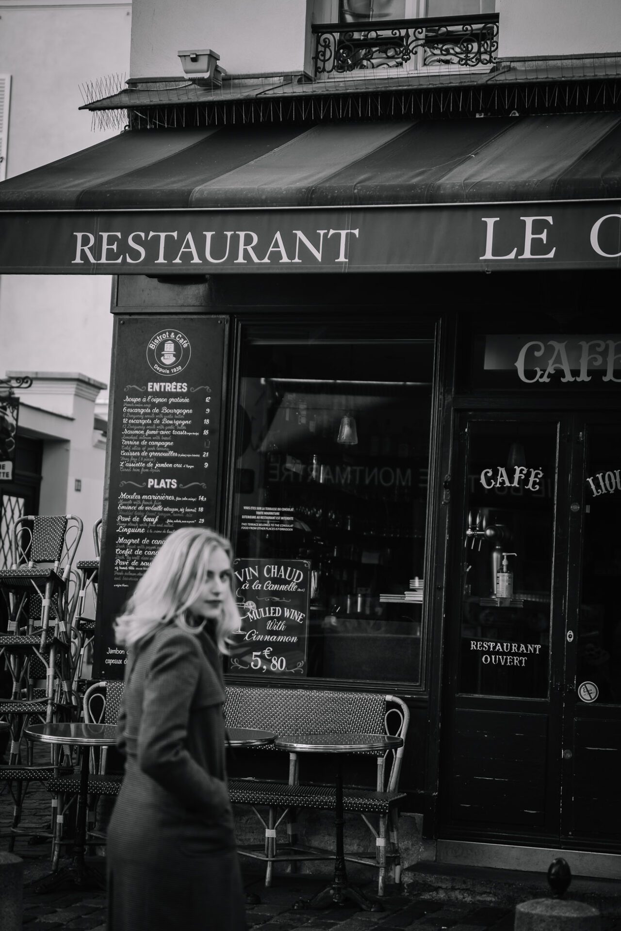 Grayson's photoshoot in Montmartre • Rachel Calvo | Paris Photographer
